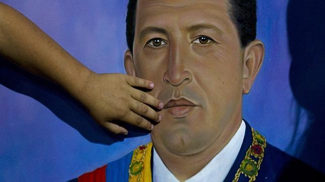 Chávez ha pasado el día «tranquilo y estable», dice uno de sus ministros