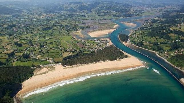 Diez playas imprescindibles de Asturias