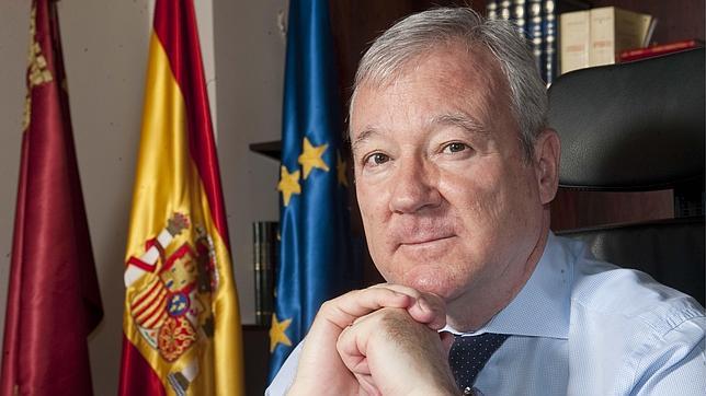 Valcárcel dice que, si al final hubiera algo cierto, «que la pague ...