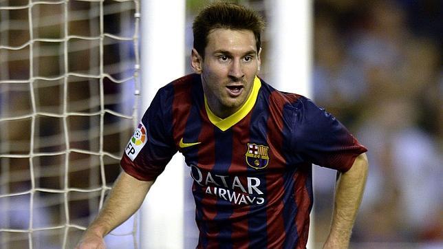 Messi, pinchazo en el bíceps femoral de la pierna derecha