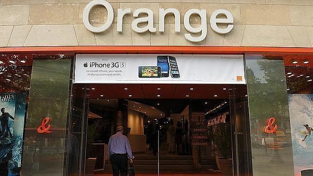 Orange factura en España un 1,5% más y supera los 14 millones de clientes