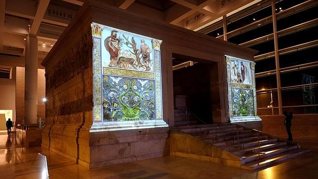 Triunfan los colores del Ara Pacis de Augusto