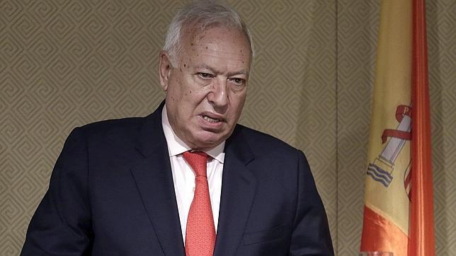 Margallo pide tomarse en serio a Podemos porque no espera un descenso ...