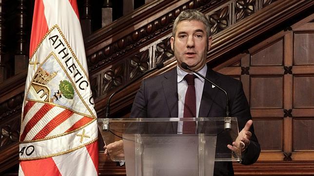 Los instigadores de la pitada al himno