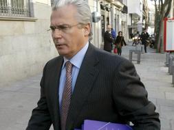 Garzón presenta su currículum a la Audiencia Nacional