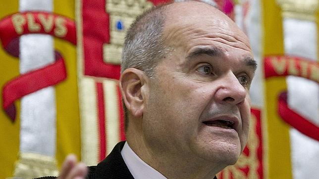 Chaves defiende como «intachable» la subvención a la empresa de su hija