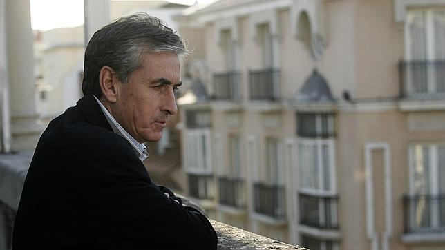 Jáuregui: «Era necesario renovar el modelo de Fernández de la Vega»