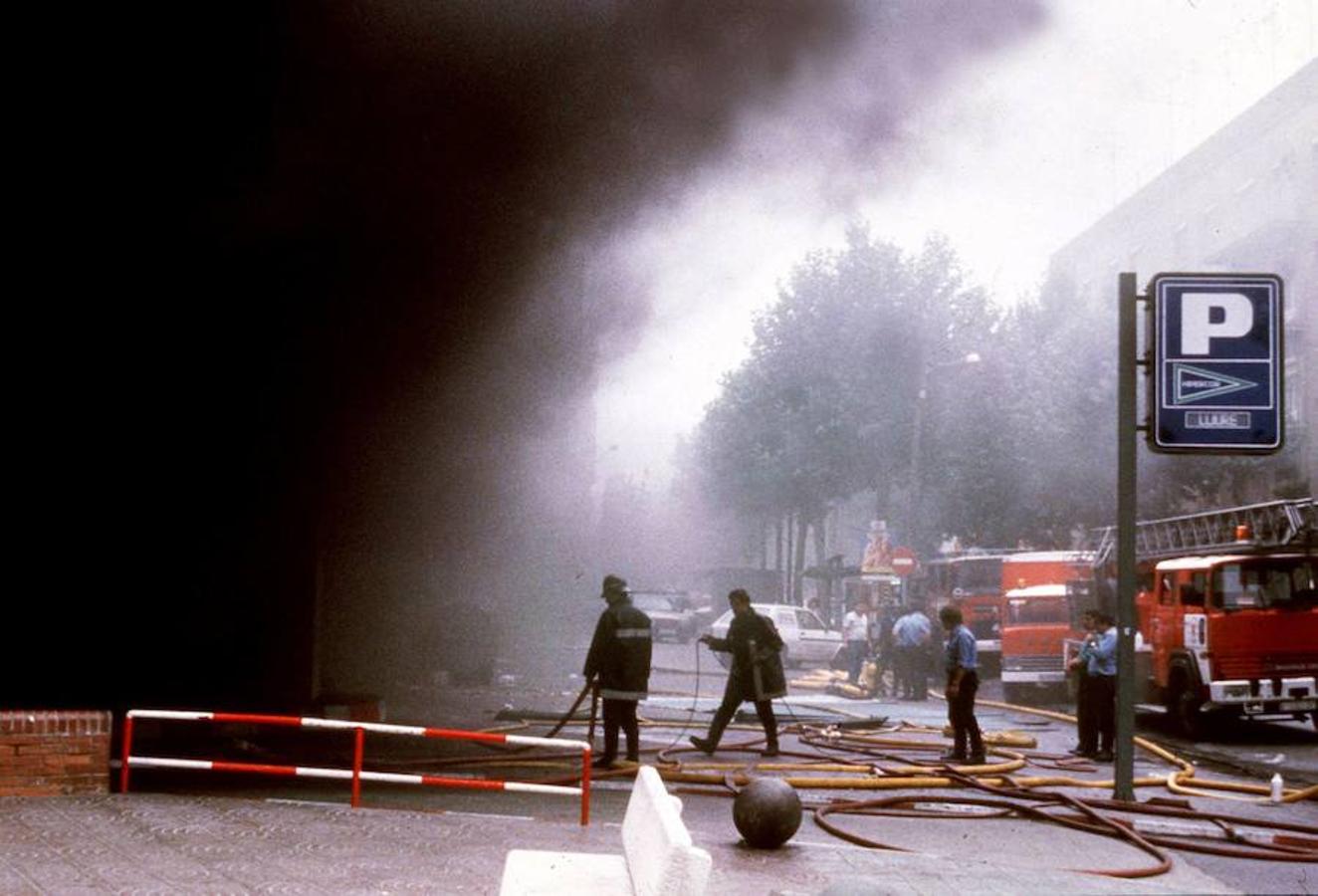 Las imágenes del atentado de ETA en el Hipercor