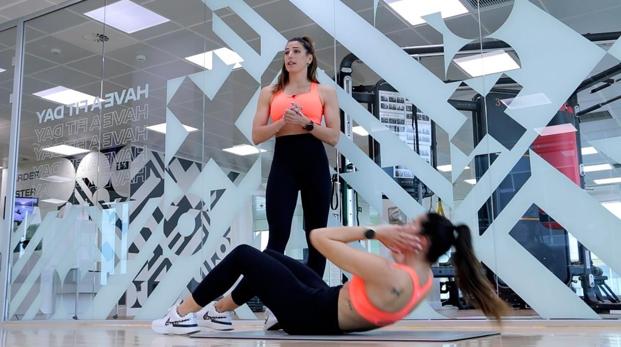 Qué es el crunch abdominal y cómo hacerlo correctamente