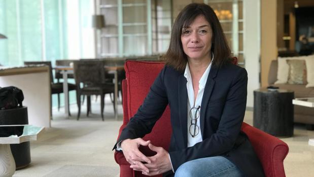 Sandrine Destombes: «La novela negra permite llegar a lo más profundo ...