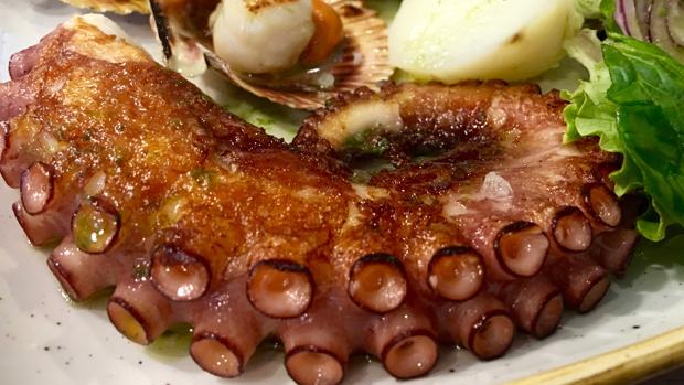El mejor pulpeiro del mundo preparará una ración de 110 kilos de pulpo ...