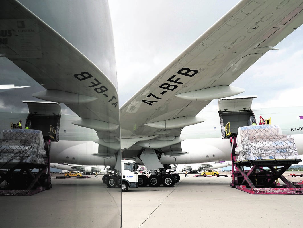 El avión de la Comunidad de Madrid fleta 70 veces más de material que ... El avión de la Comunidad de Madrid fleta 70 veces más de material que ...